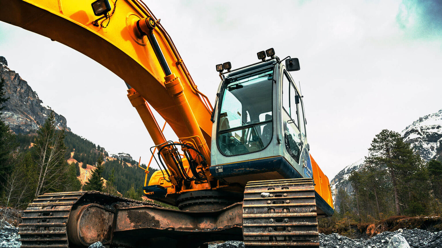 American Excavator: Your Trusted Resource for Excavator Expertise